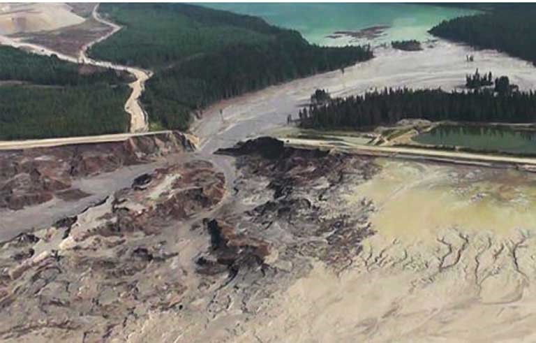 16 Earthen Dam Failures - LewRockwell